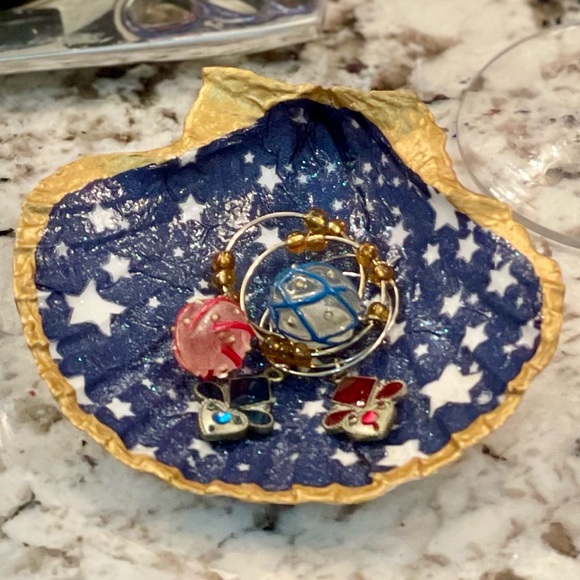 Hand Crafted | Holiday | Hand Crafted Patriotic Clam Shell Trinket Dish ...